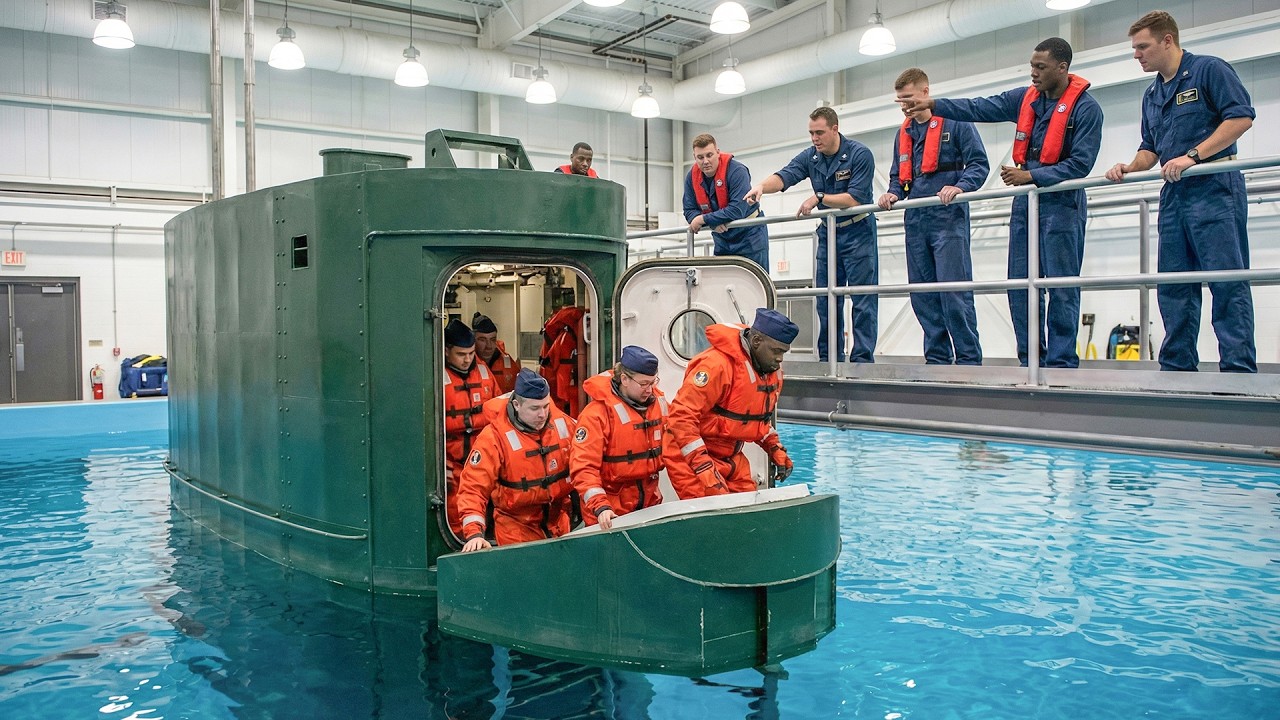 How the Navy screens people who can't handle submarine life