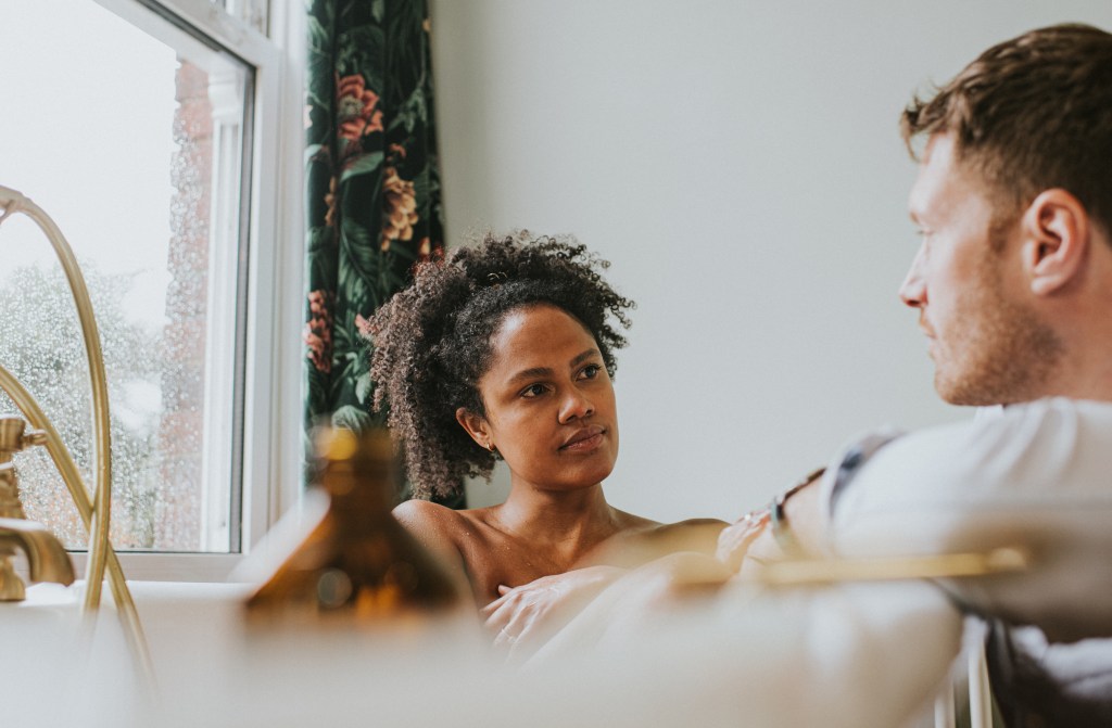 4 signs your relationship is doomed, according to an expert