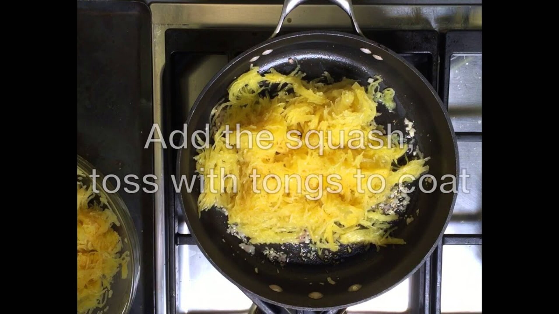 Cheesy chicken parmesan spaghetti bake recipe