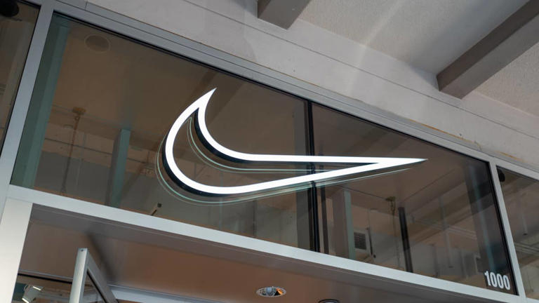 Nike forced to remove 'offensive' ad before Boston Marathon