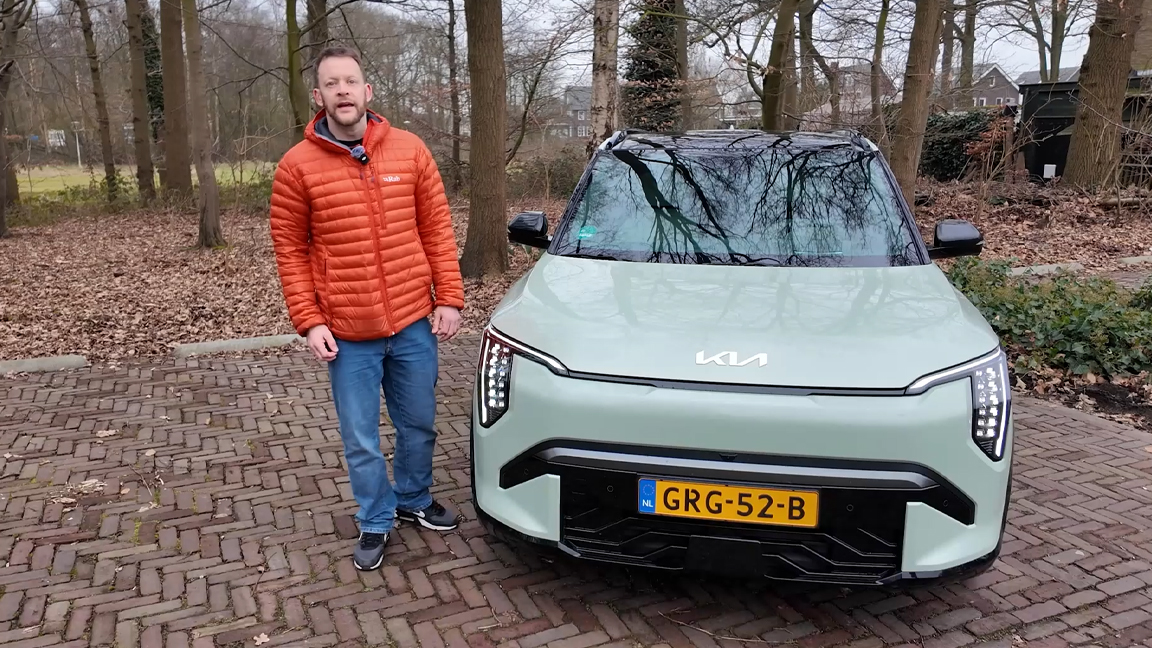 KIA EV3 2025 review: The small EV9 you should consider