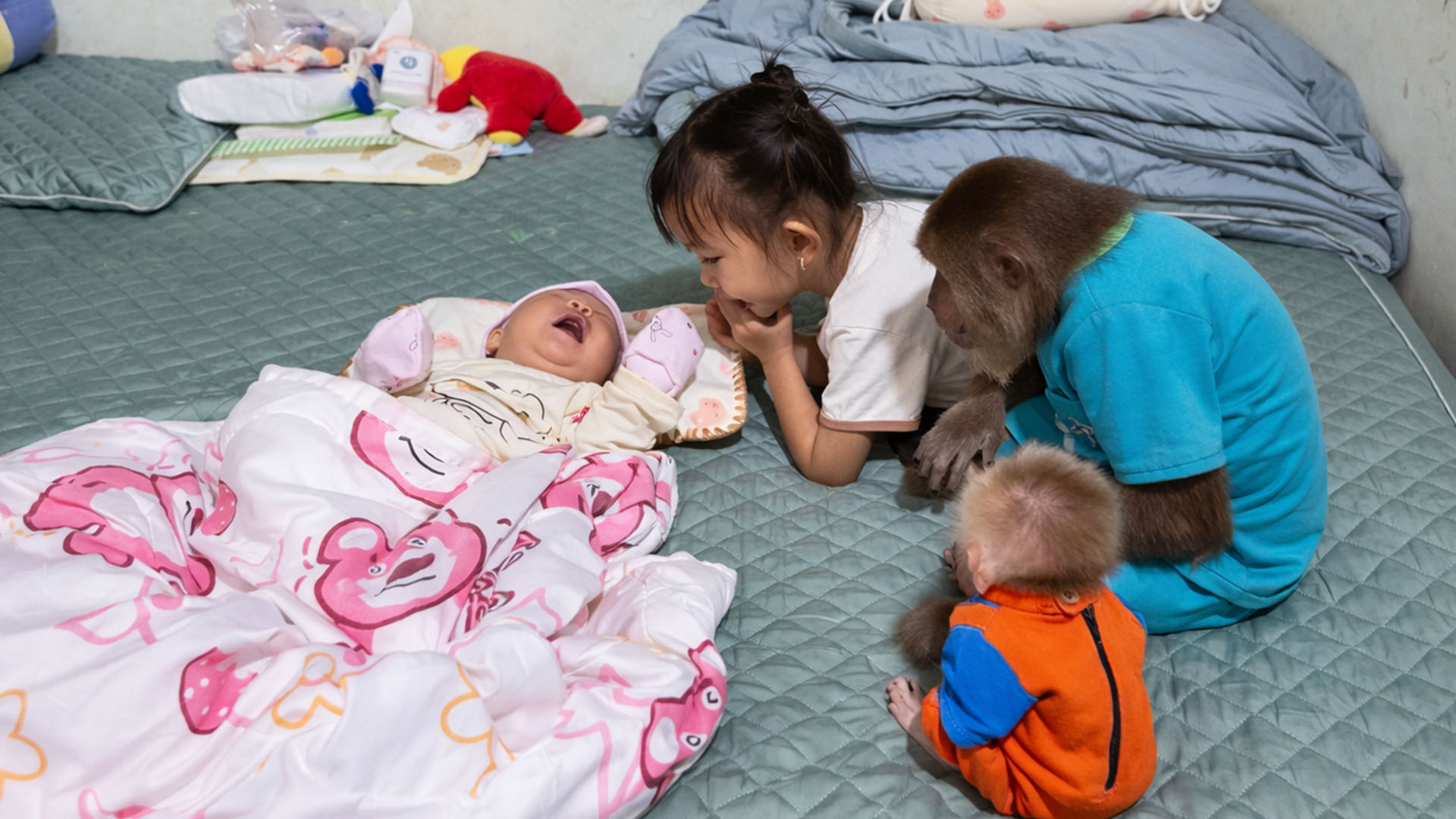 Together Cutis and Yen Nhi Create Calm Moment Caring Baby