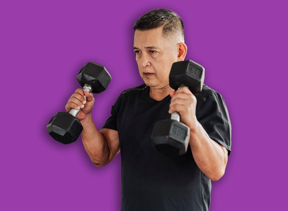 I'm a trainer and here are 5 standing exercises that restore arm ...