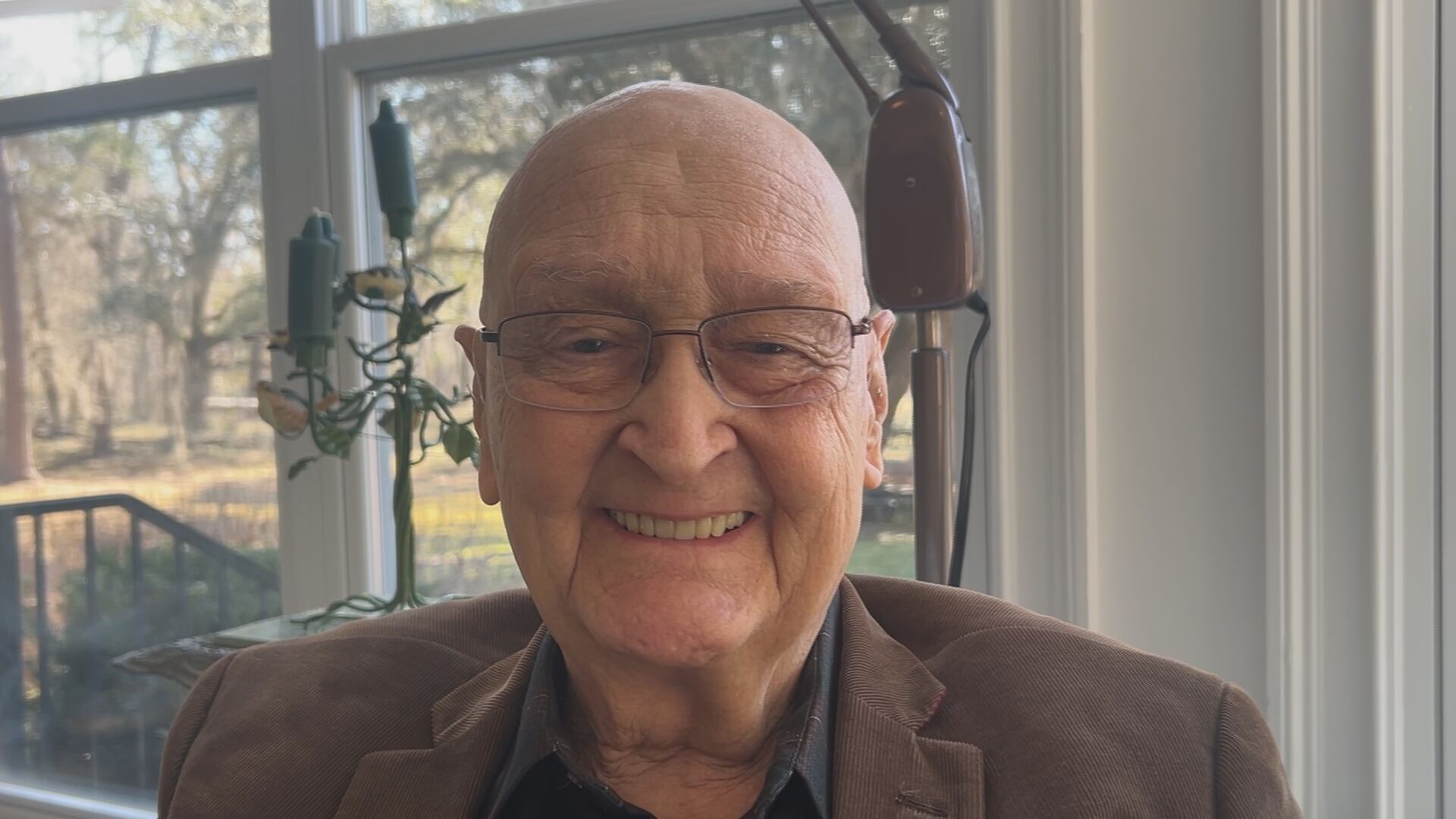 Flags lowered in remembrance of longtime Leon County Clerk of Courts ...