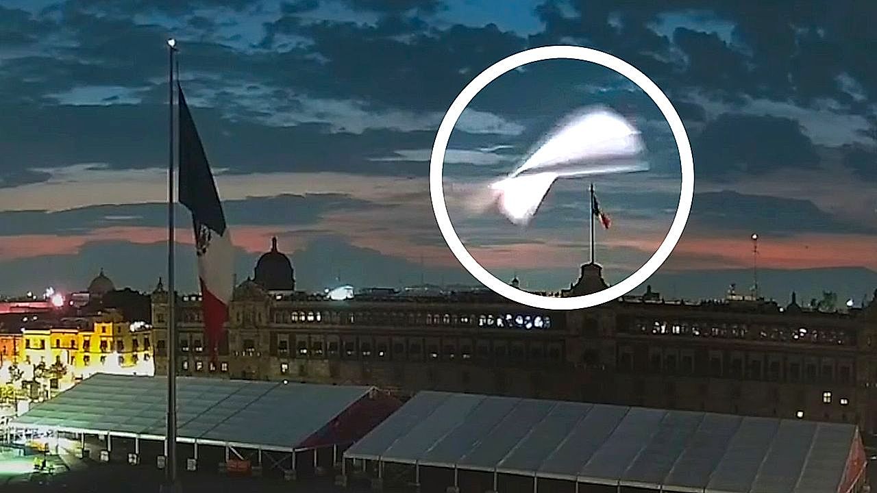 Mystery flying shapes spotted above luxury hotel in Mexico City