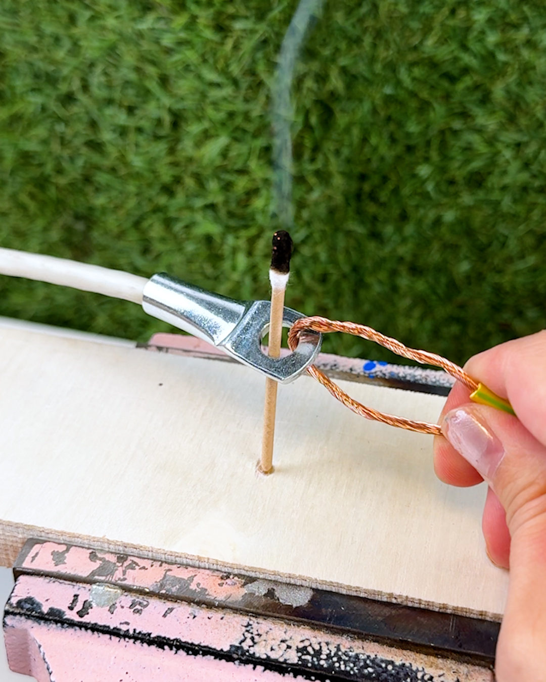 Scythe improvement with hinge hack