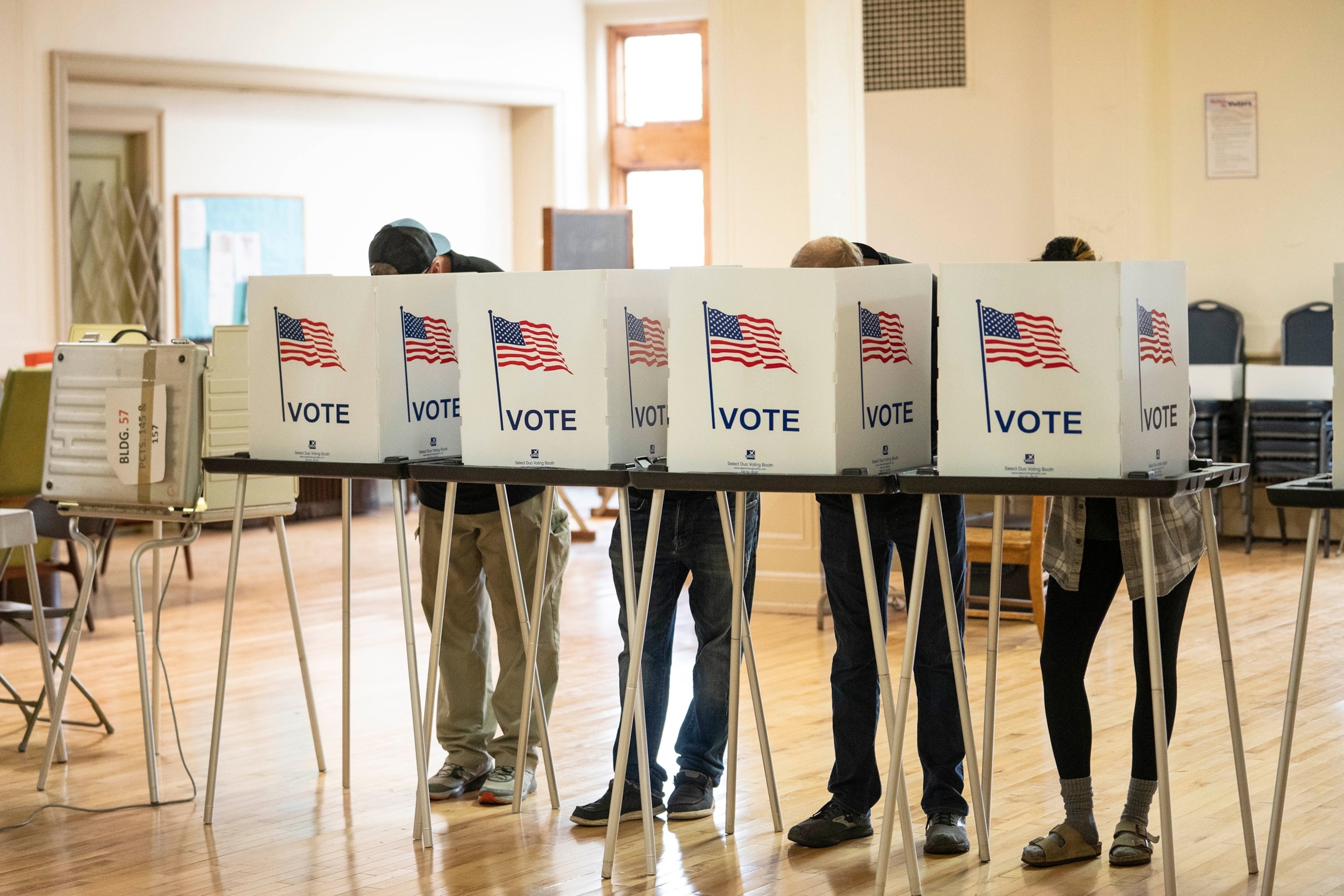 Justice Department demands 2024 election ballots from Wayne County ...