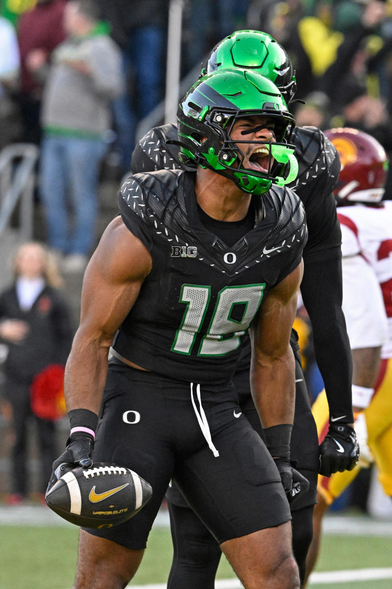 Kenyon Sadiq NFL draft profile - rookie film analysis