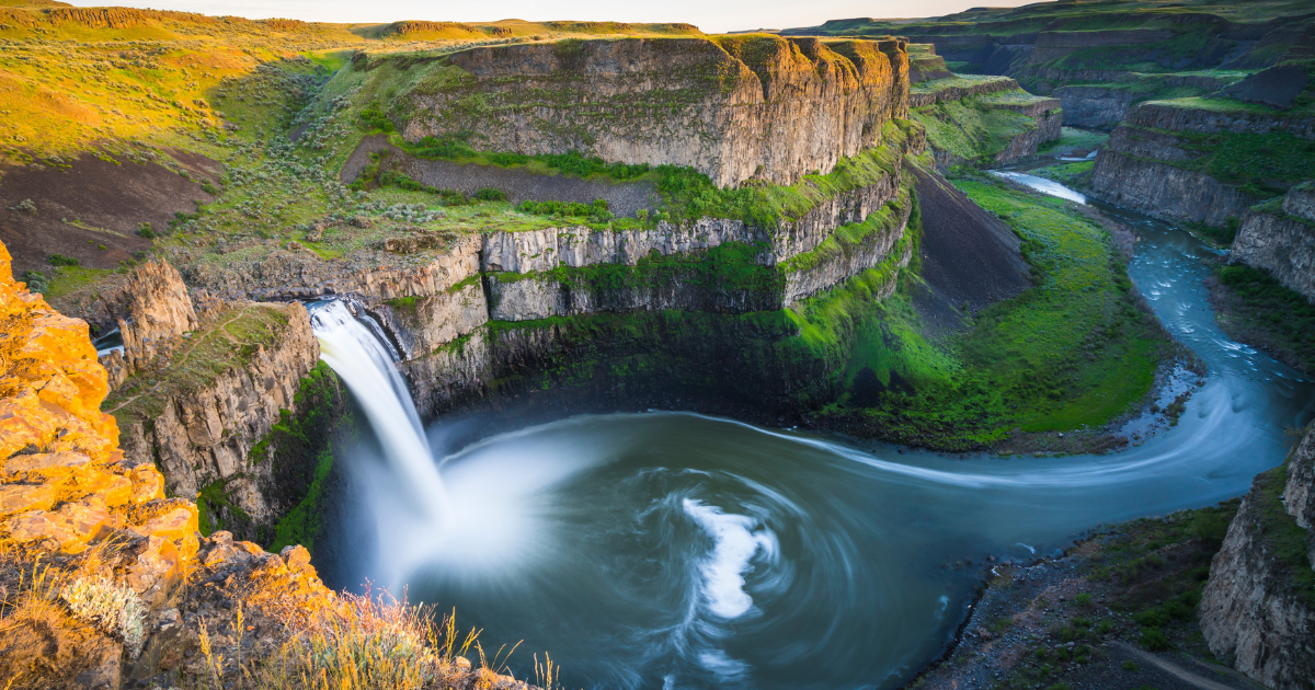 These towering US waterfalls are among the tallest in America