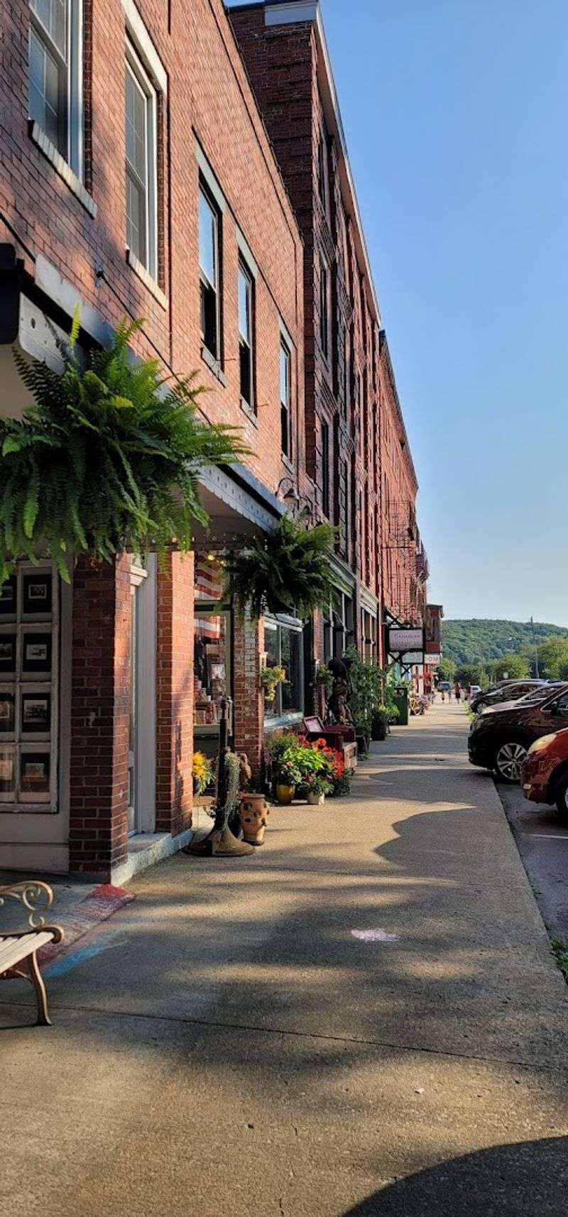 14 underrated US towns that feel like hidden vacation gold