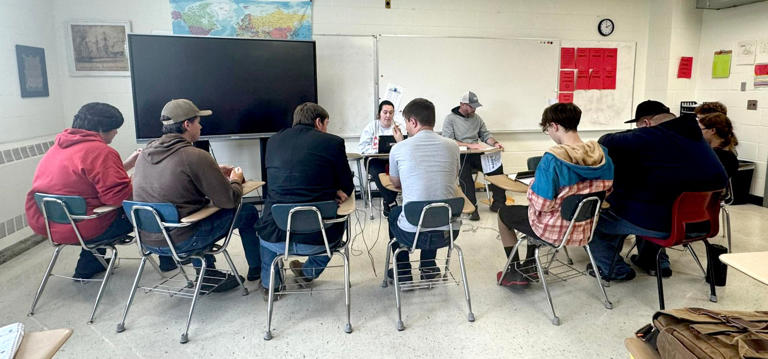 HHS Scholar Bowl finishes second in district, sets sights on national ...