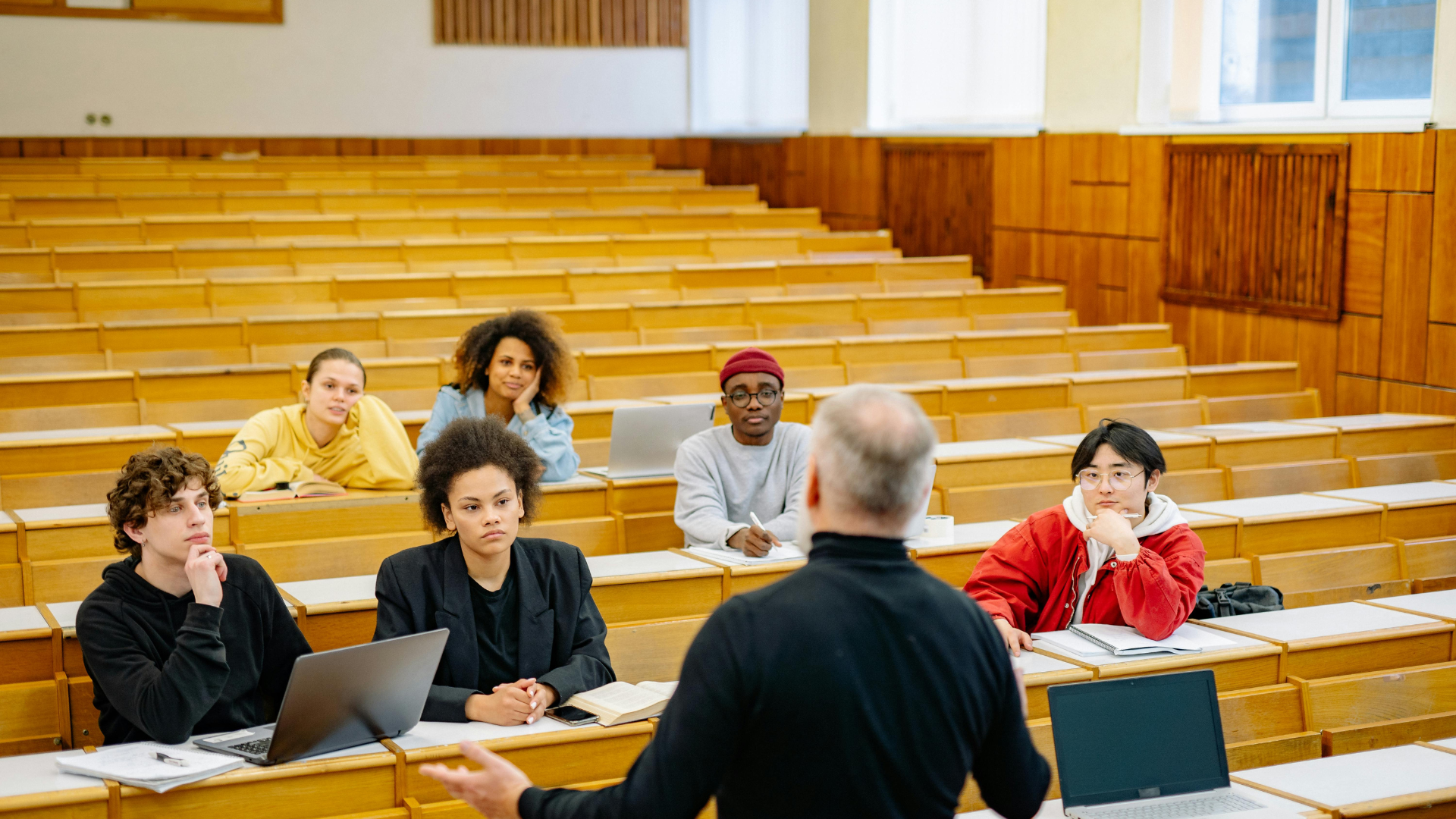 Students at Harvard push back against new grading policy they describe ...