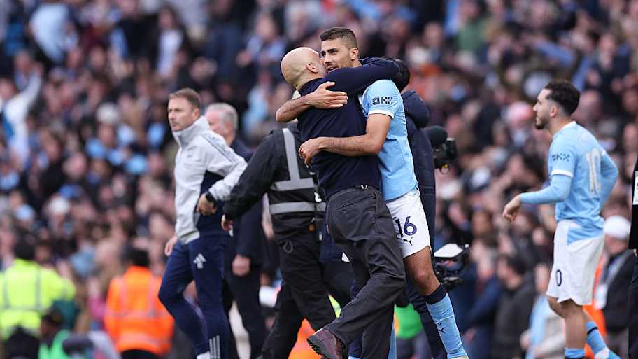Pep Guardiola gives Arsenal some hope with nine-word Rodri injury update
