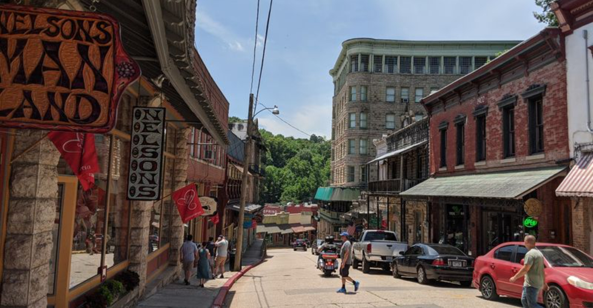 14 underrated US towns that feel like hidden vacation gold
