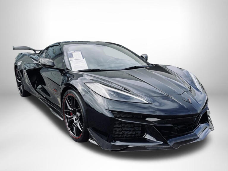 Low-mileage 2023 Corvette 3LZ showcases performance upgrades and ...
