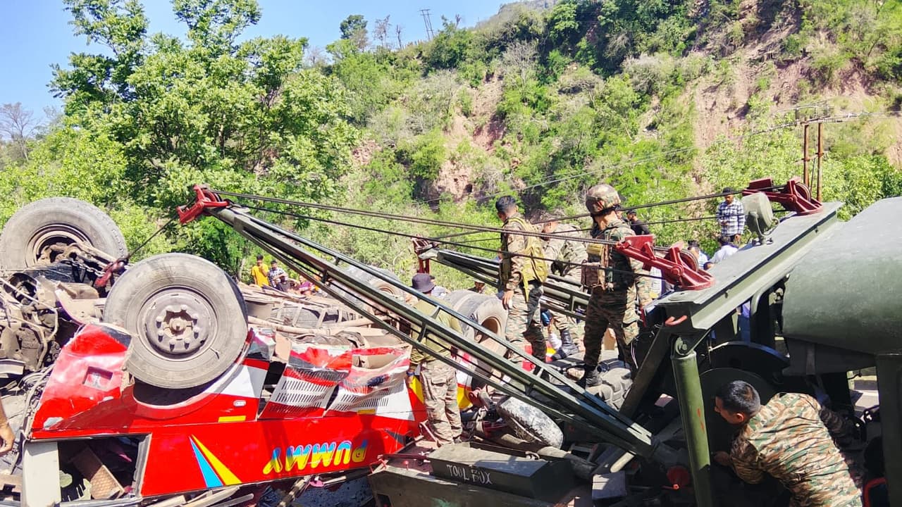 Indian Army rescues dozens after bus falls into gorge in Udhampur