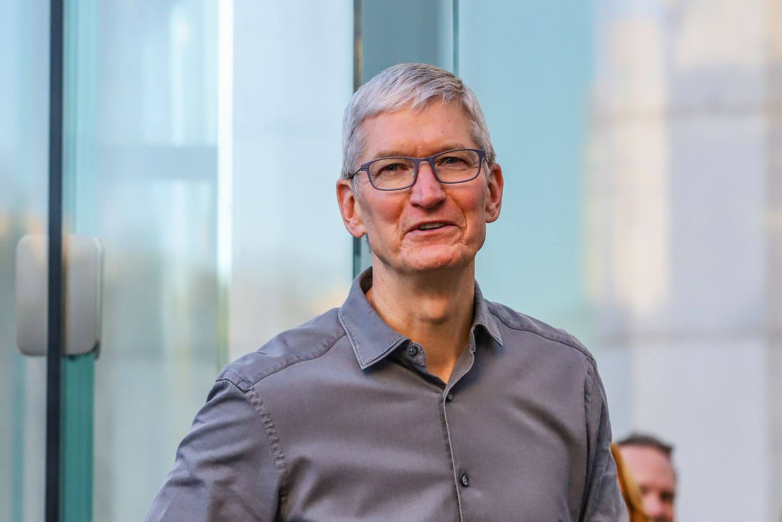 Tim Cook is stepping down as Apple CEO, AAPL stock dips in after-hours ...
