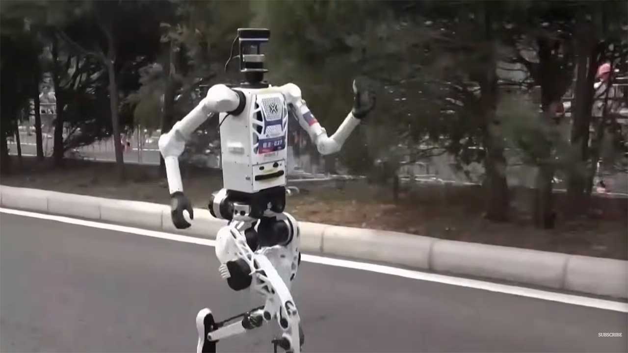 Humanoid robots pass human runners in Beijing half-marathon showcase
