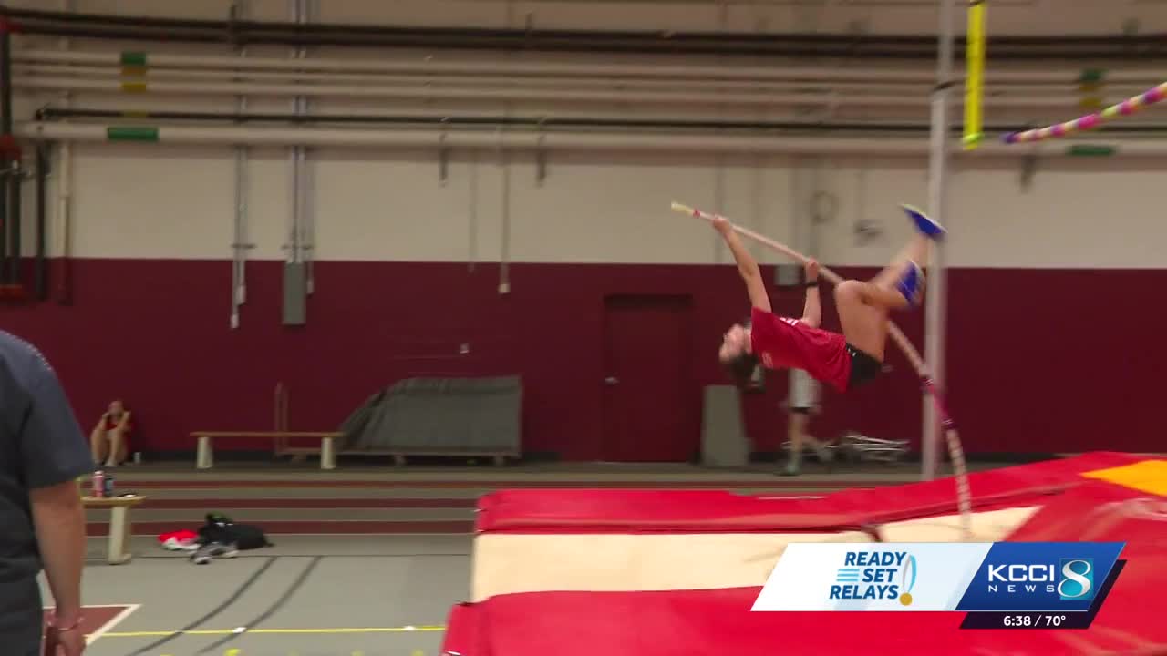 Central College athletes explain the science behind pole vaulting