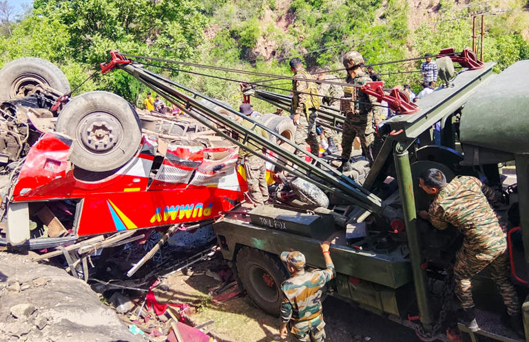 21 die as overloaded bus rolls down hill, hits auto in Jammu and ...