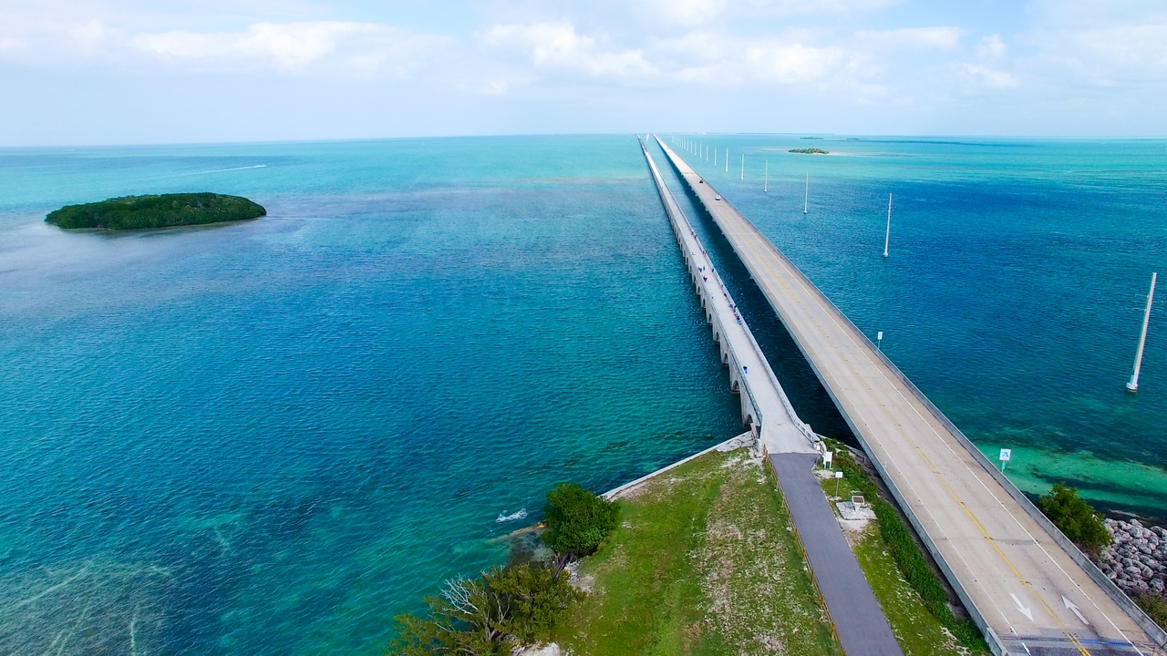 Crossing 42 bridges over open ocean, Florida’s Overseas Highway gets ...