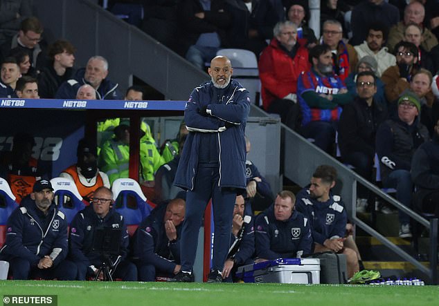 Crystal Palace 0-0 West Ham: Insipid Hammers fail to make Spurs pay for ...