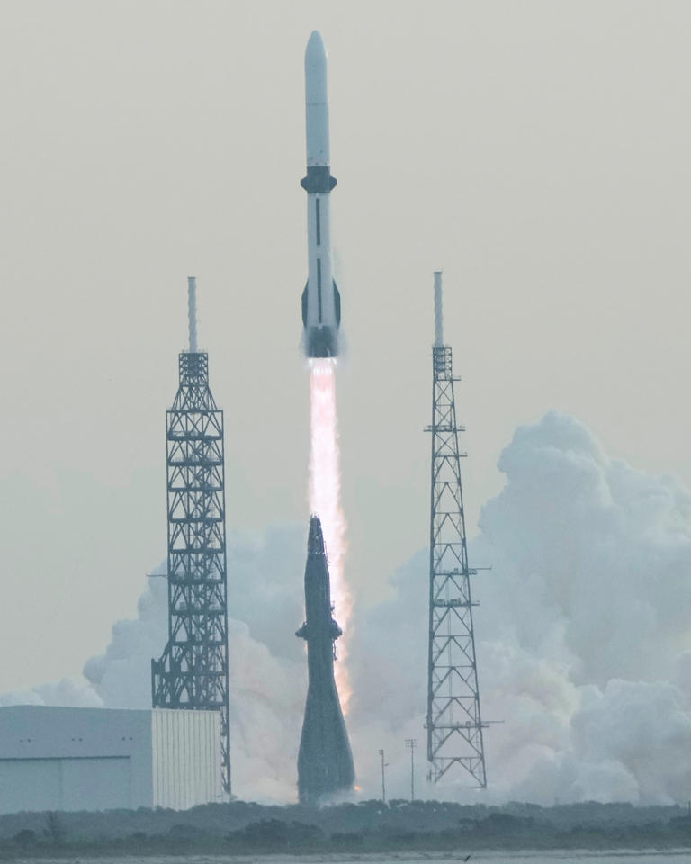 Blue Origin's New Glenn rocket is grounded after launching satellite ...