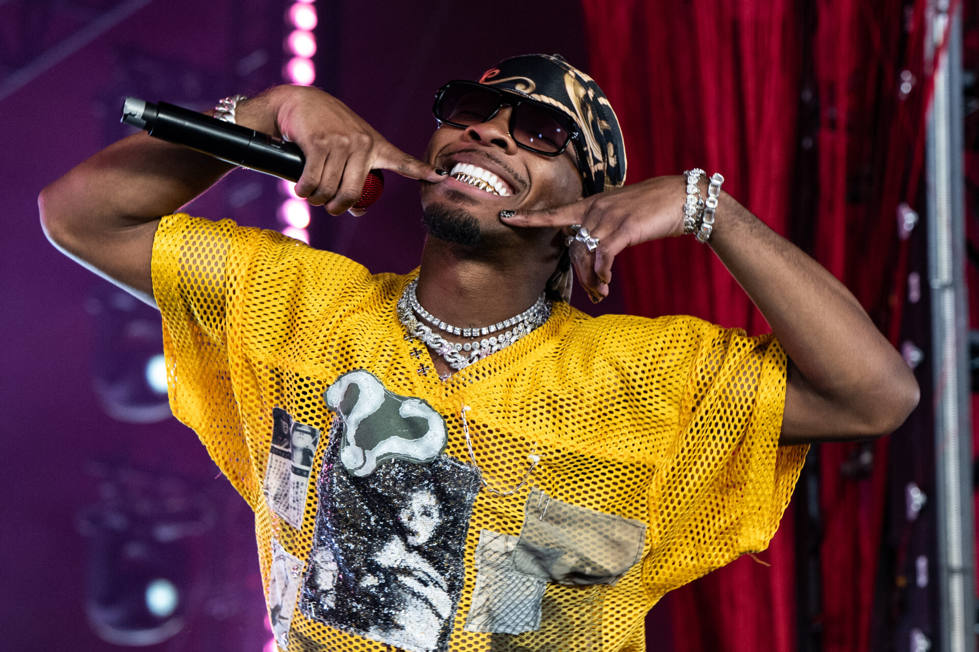 Rapper d4vd arrested for alleged involvement in the death of a 14-year ...