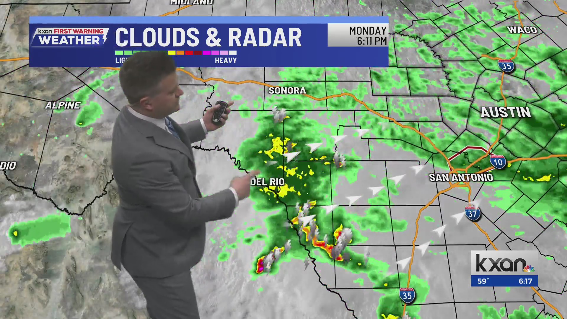 Heavier rain and thunderstorms will push into Central Texas this ...