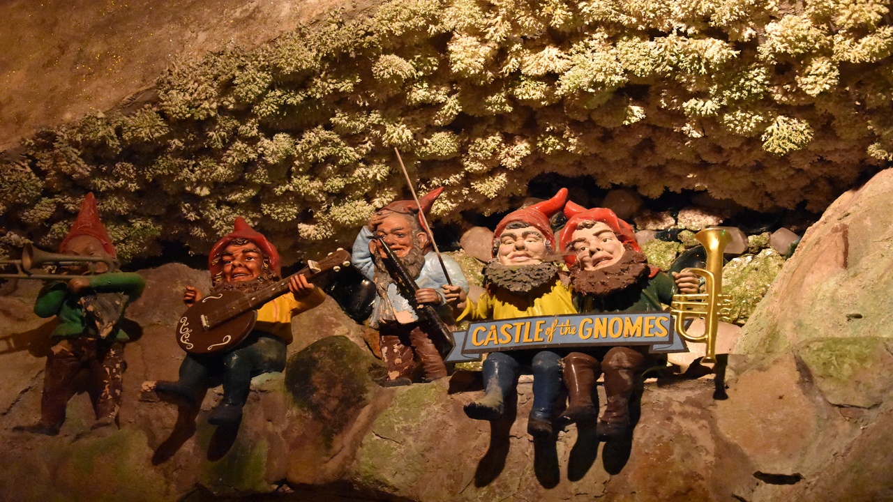 A 4,100-foot trail through 200-million-year-old Georgia rocks sounds ...