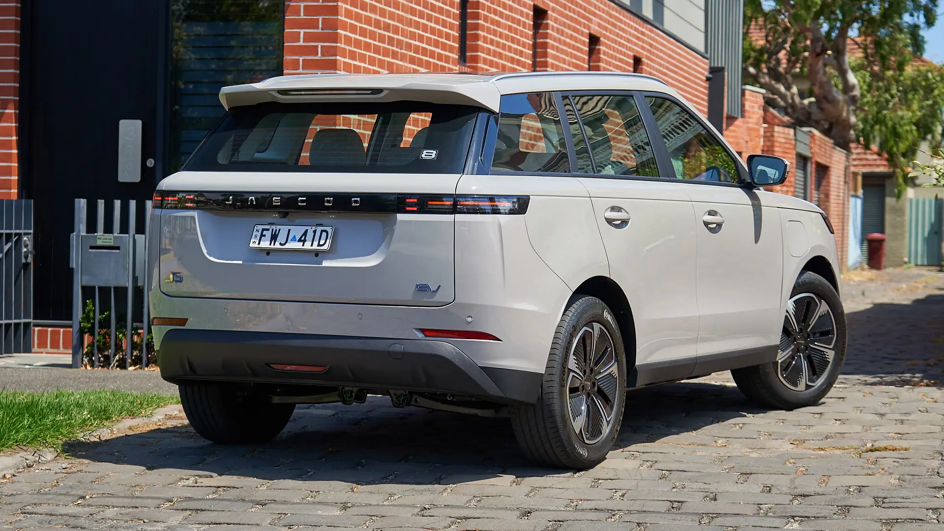 Jaecoo flattered by Range Rover design comparisons