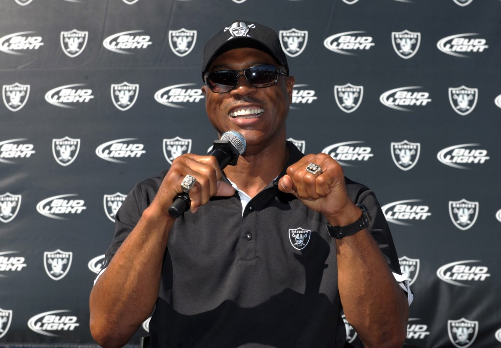 Rod Martin, former USC Trojan and Los Angeles Raiders star, died at 72 ...