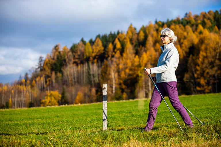 10 habits that make older women look beautiful