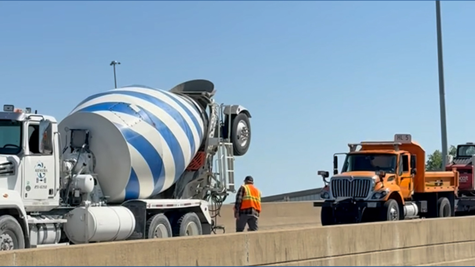 IDOT racing to repair damaged I-64 bridge after concrete collapse