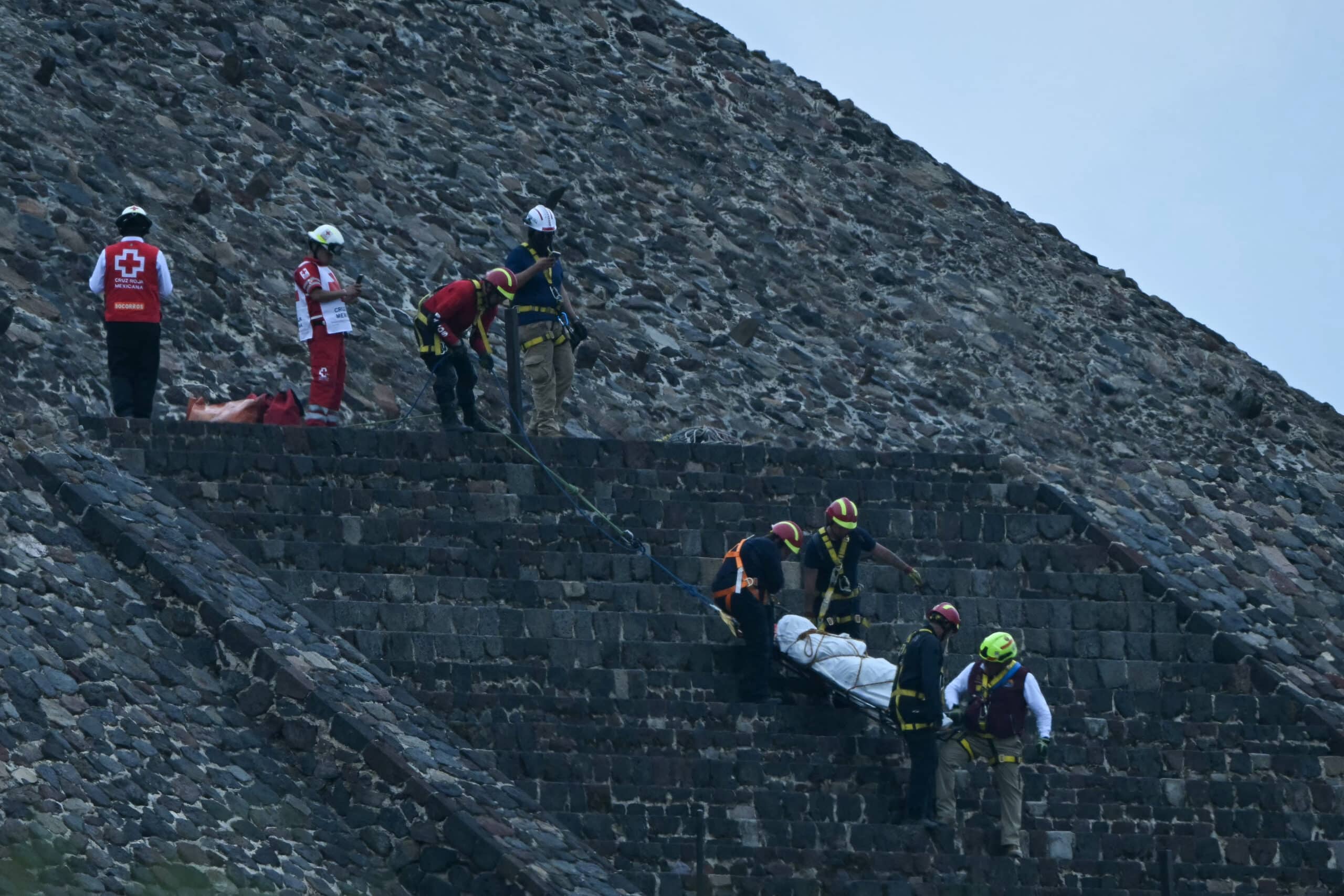 Canadian tourist killed, 13 injured in Mexico pyramid shooting