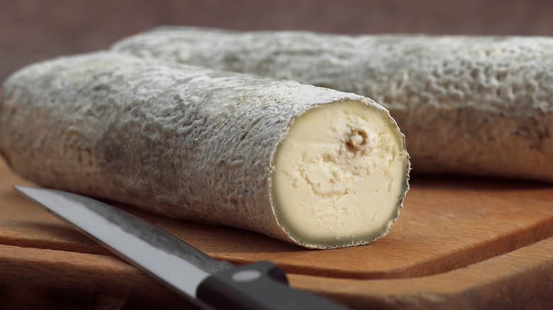 5 cheeses you'll never be able to taste in the US (and why they were ...
