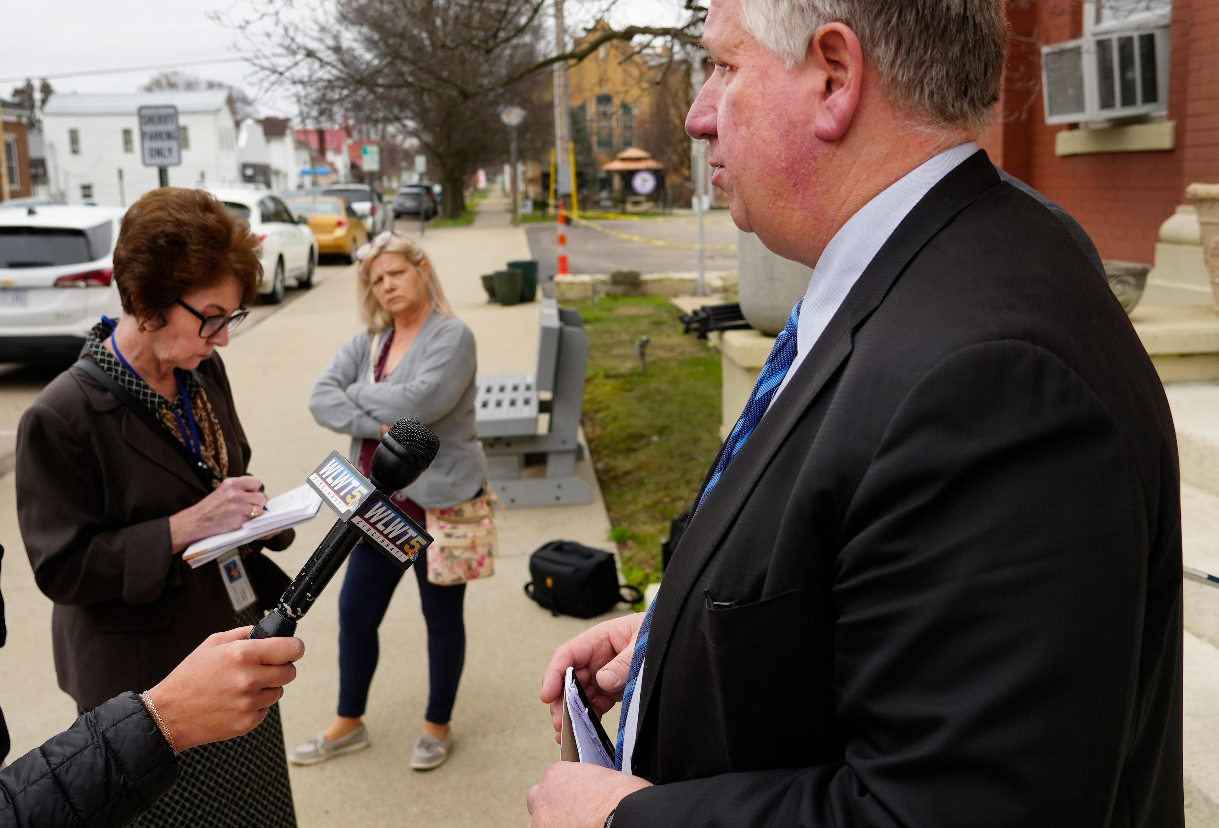 Reporters recount 'unfathomable' Pike County massacre 10 years later