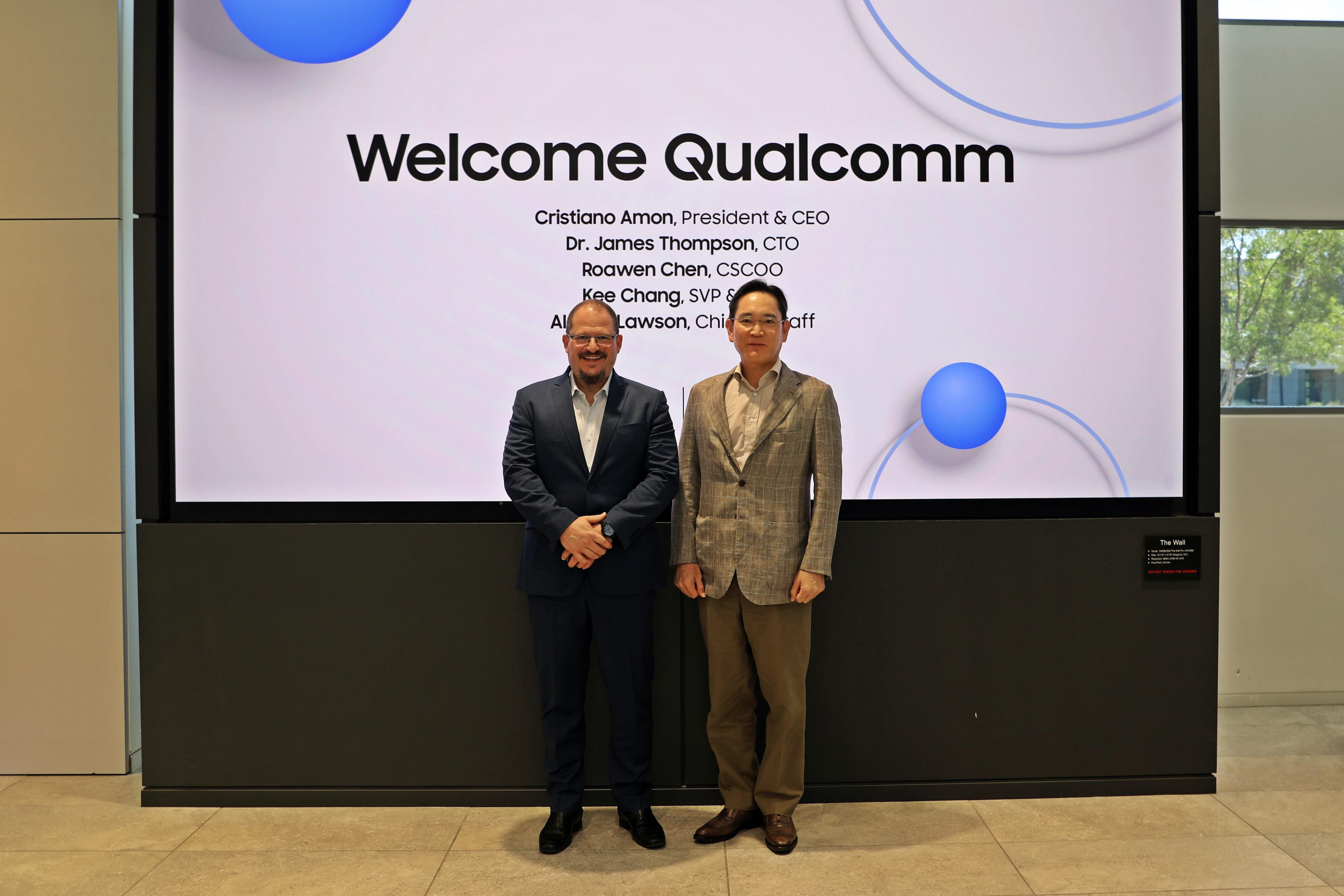 Qualcomm CEO meets Samsung, SK Hynix, LG on AI, semiconductors