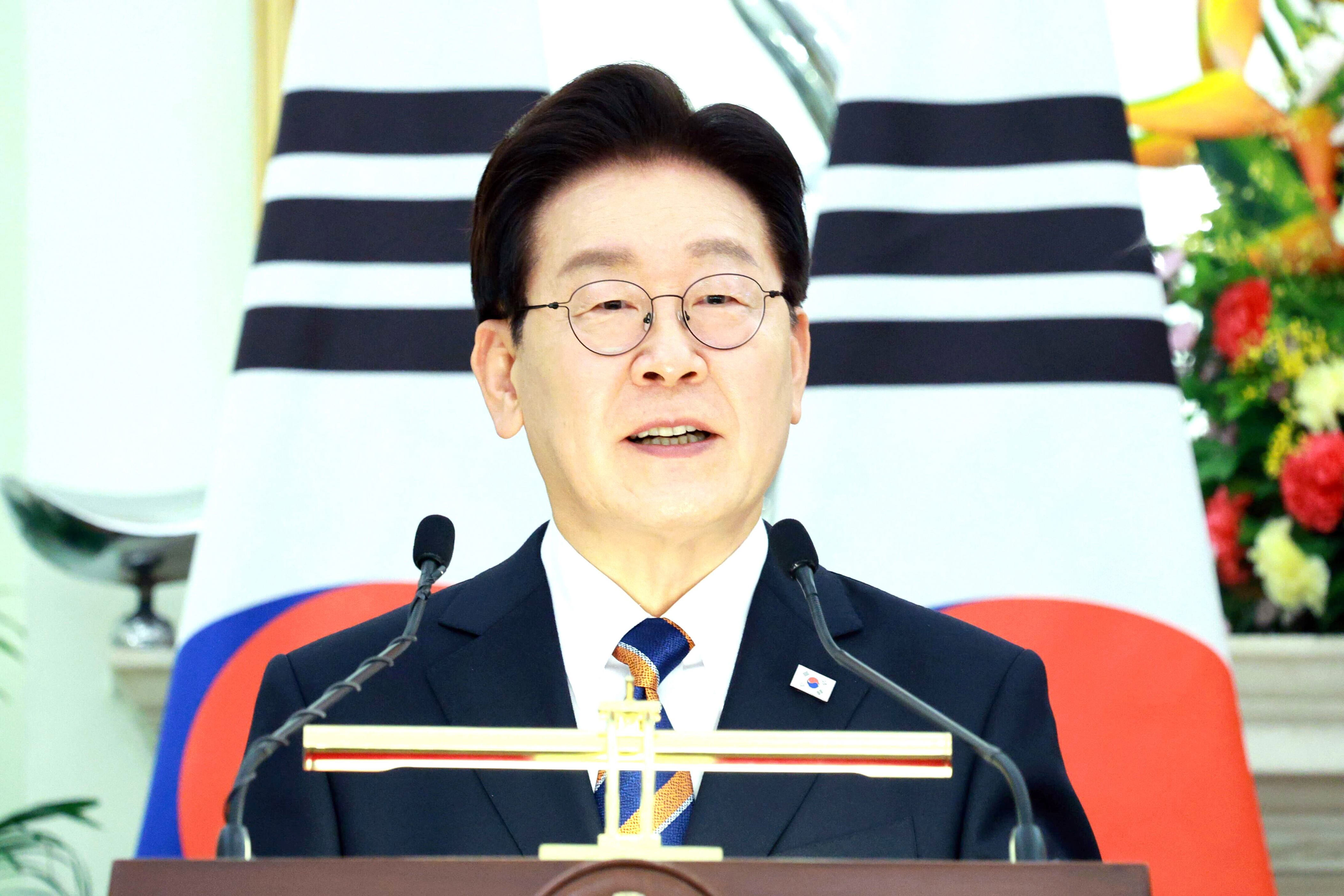 President Lee and People Power Party clash over tax deduction abolition