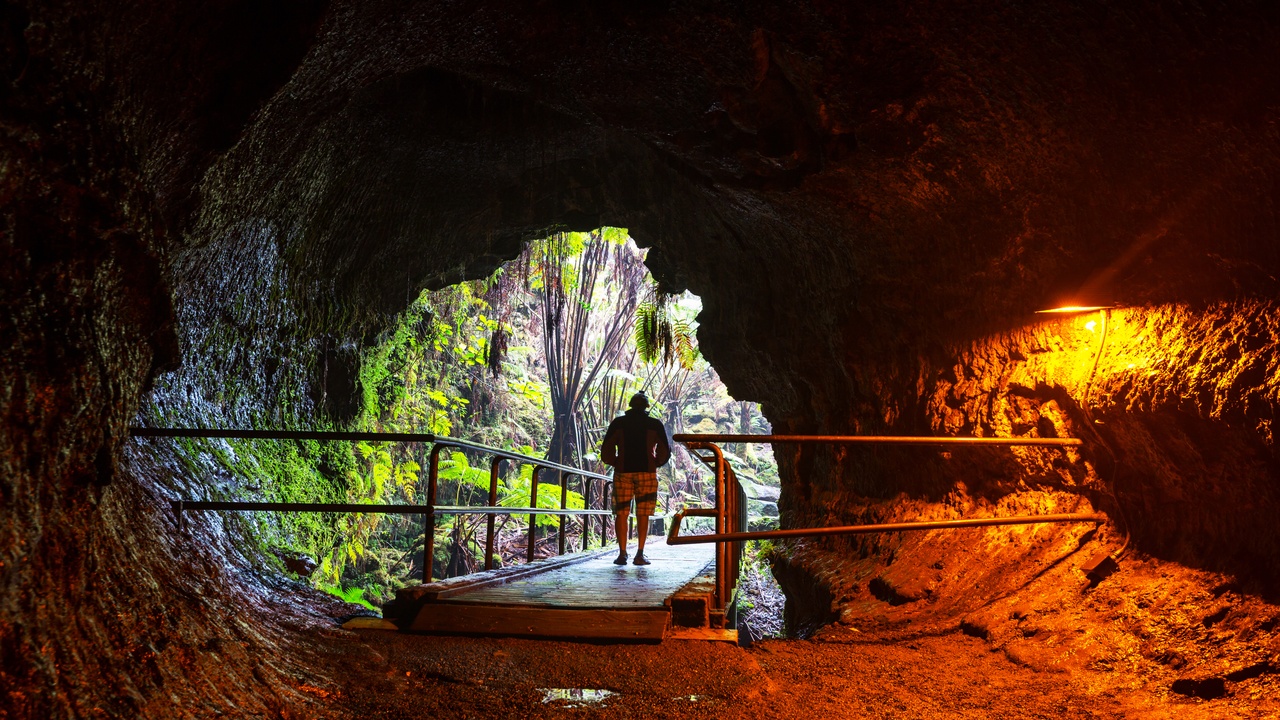 You can walk inside a real volcano on Hawaii’s Big Island — no gear, no ...
