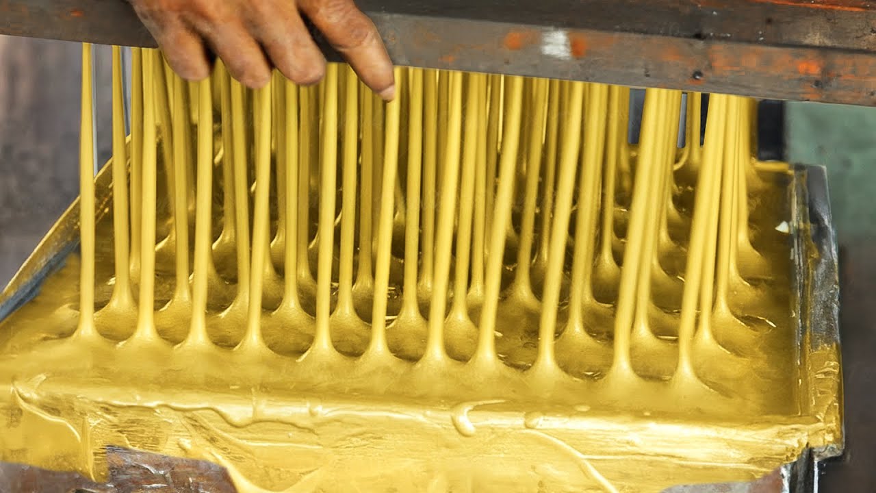 Amazing way they produce millions of handheld fireworks