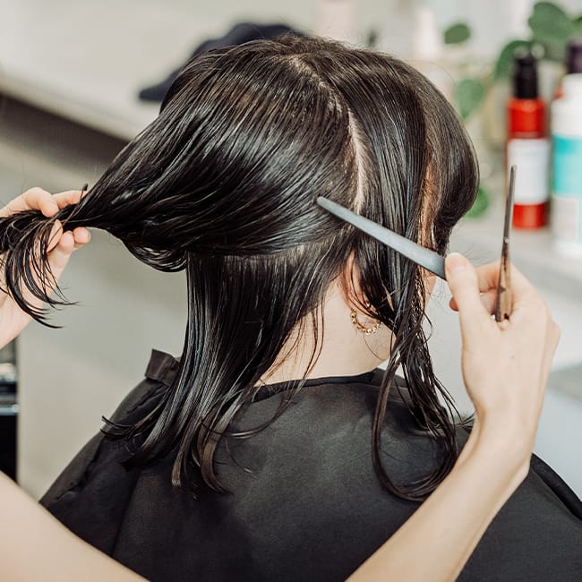 8 modern hairstyles perfect for women with thin, fine hair