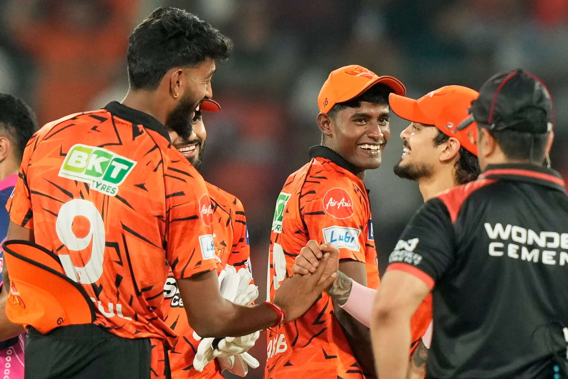 It’s a steep learning curve for both Praful Hinge, Sakib Hussain: James ...