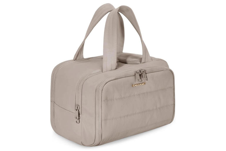 Oprah sold me on her favorite travel shoes, stylish bags, and more for ...