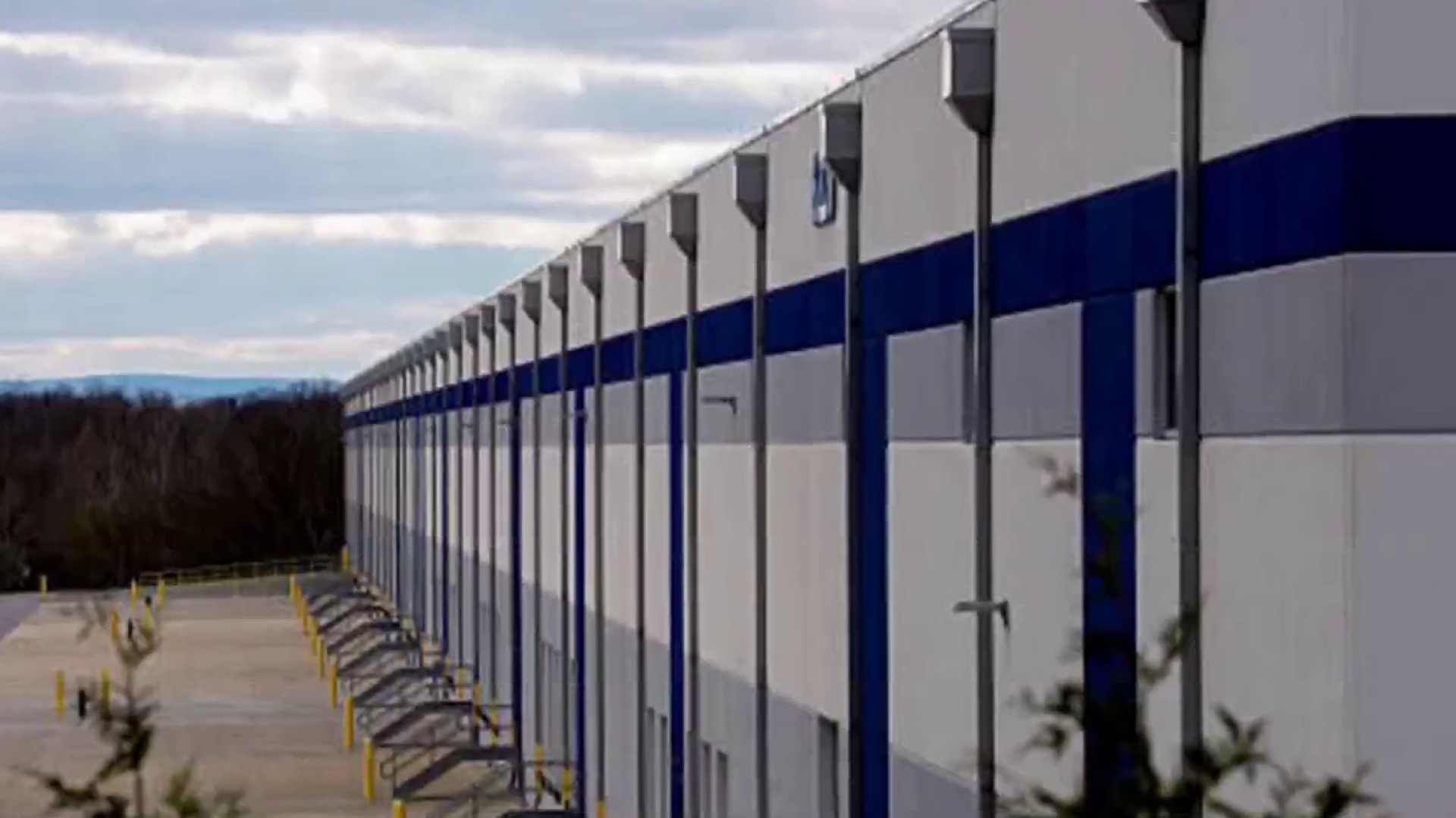 Small Georgia town turns on planned 10,000 bed ICE facility
