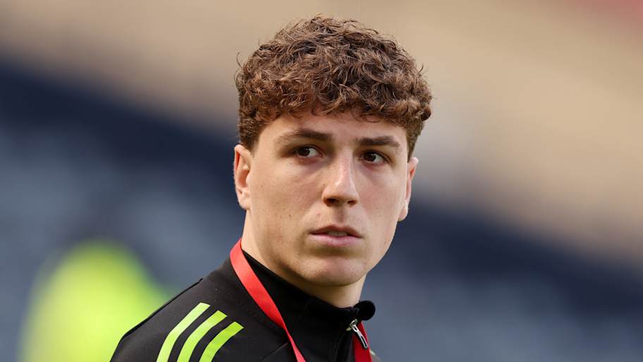 Transfer insider delivers Celtic fans Arne Engels news they didn't want ...