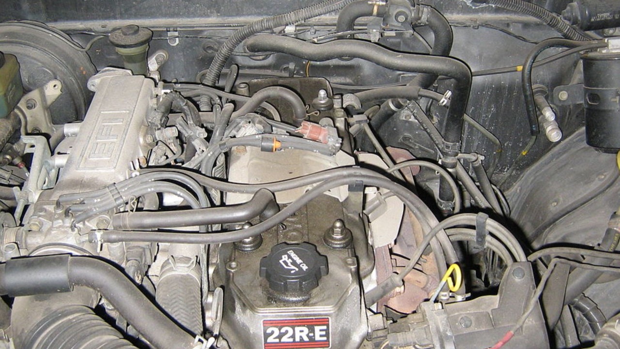 Why mechanics still trust Toyota’s 22RE engine after hundreds of ...