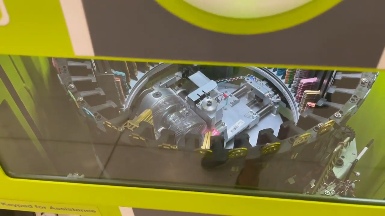 Counting hundreds of coins instantly while taking a fee