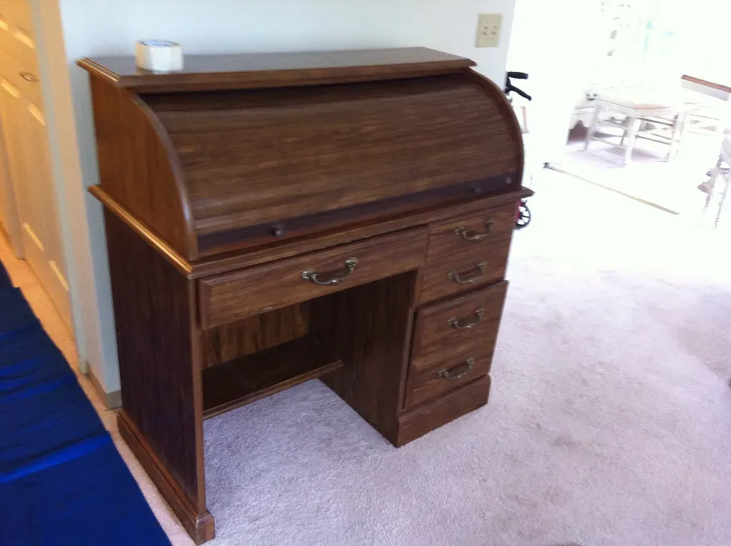10 furniture pieces antique dealers wish you wouldn't throw out