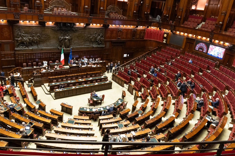 Dl sicurezza, dibattito alla Camera. Meloni: "Decreto ad hoc per ...